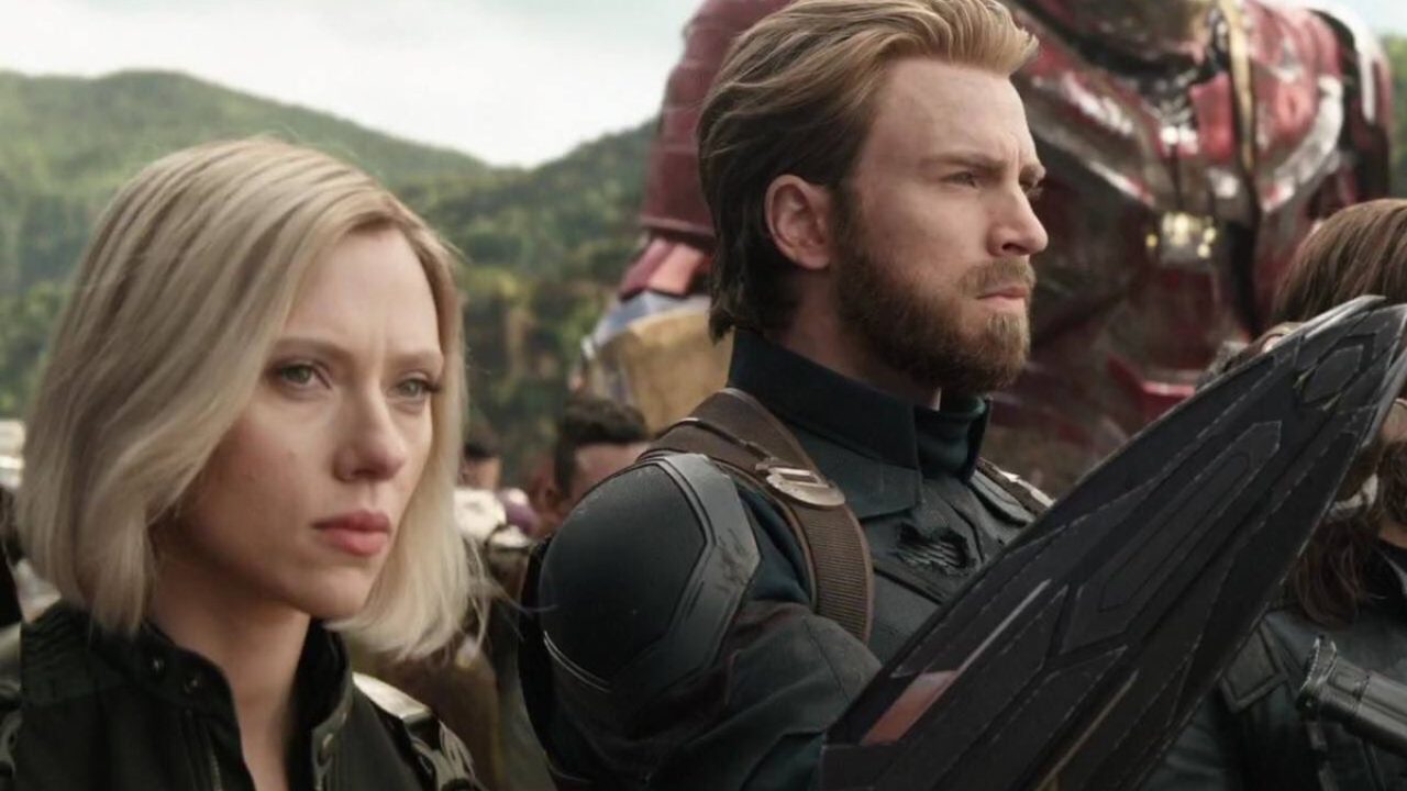 Chris Evans Et Scarlett Johansson Sortent Ensemble